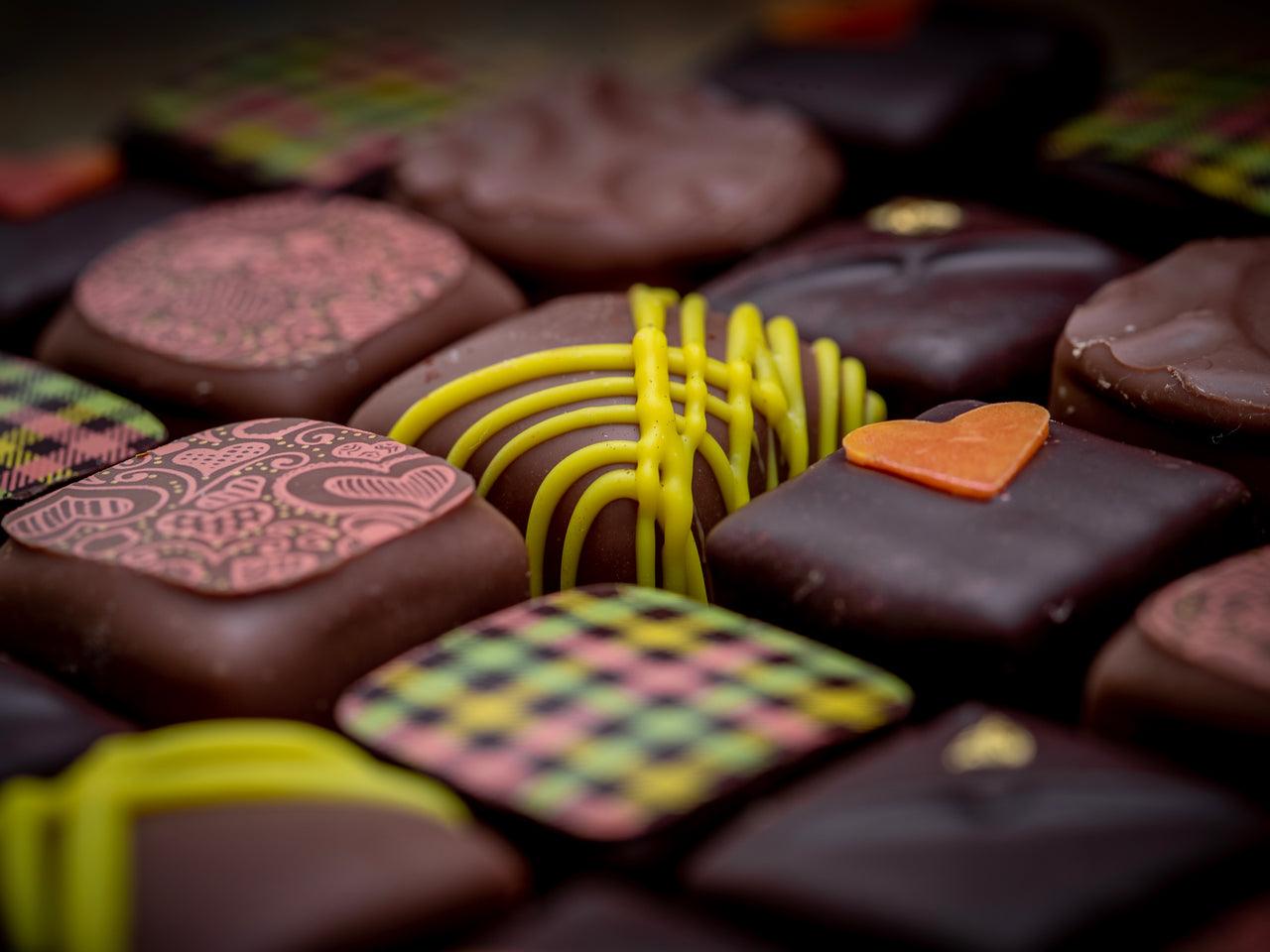 12 chocolate Indulgence box – Dilly's Chocolates