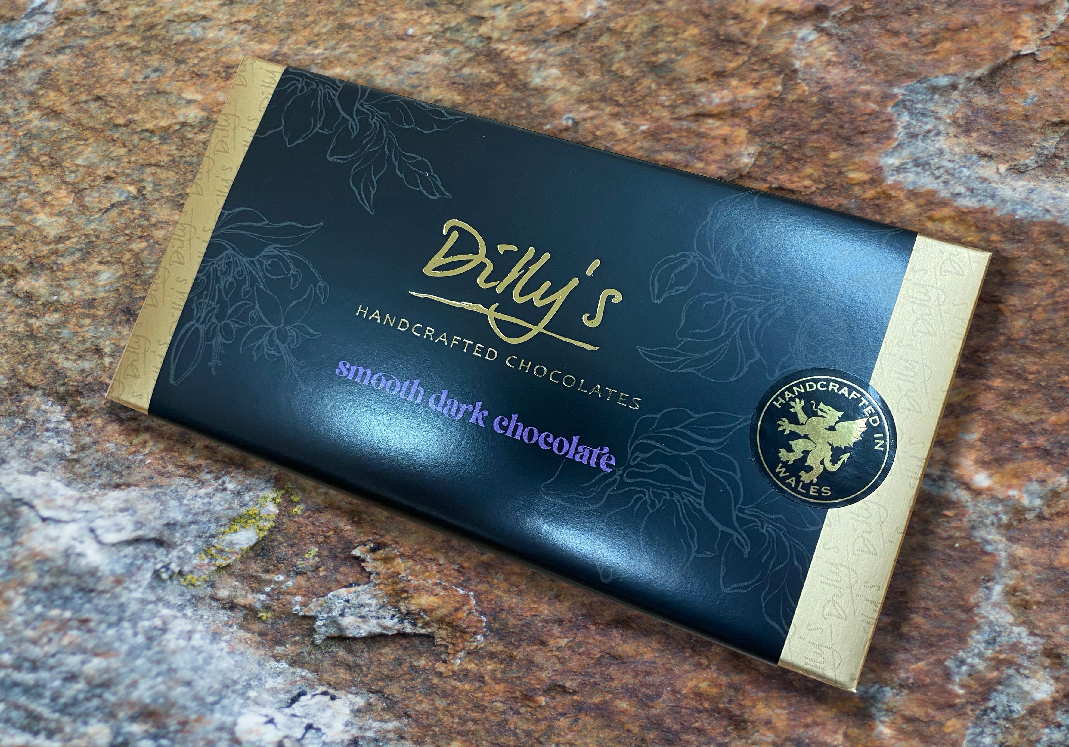Smooth Dark Chocolate Bar – Dilly's Chocolates