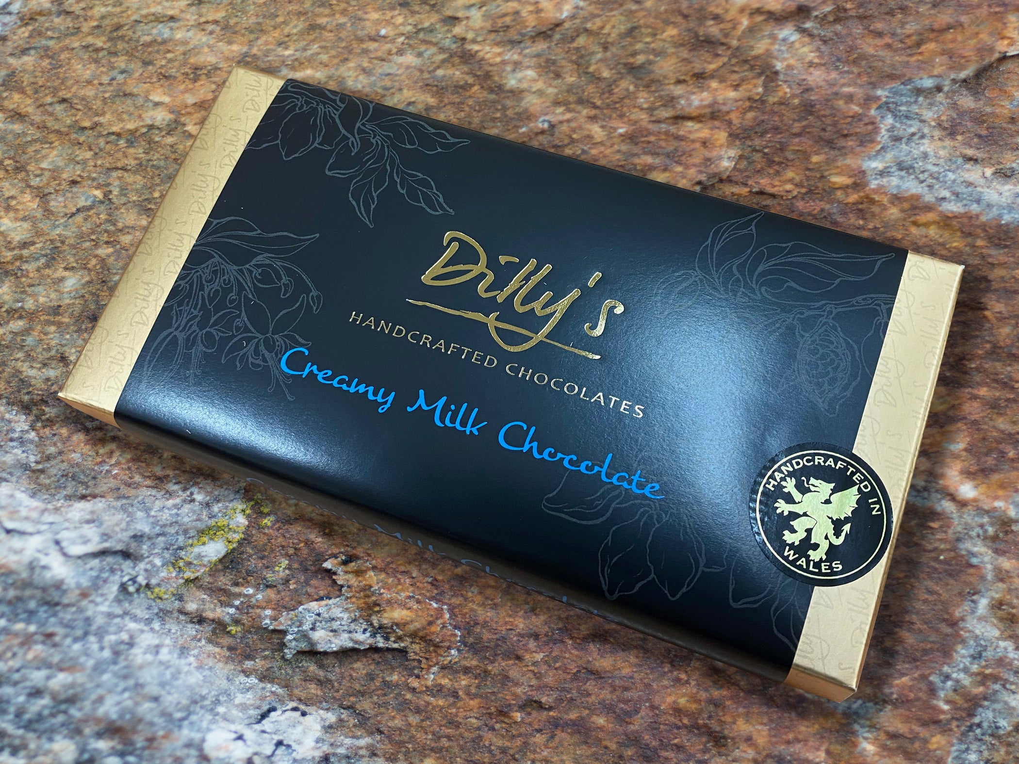 Smooth Milk Chocolate Bar – Dilly's Chocolates